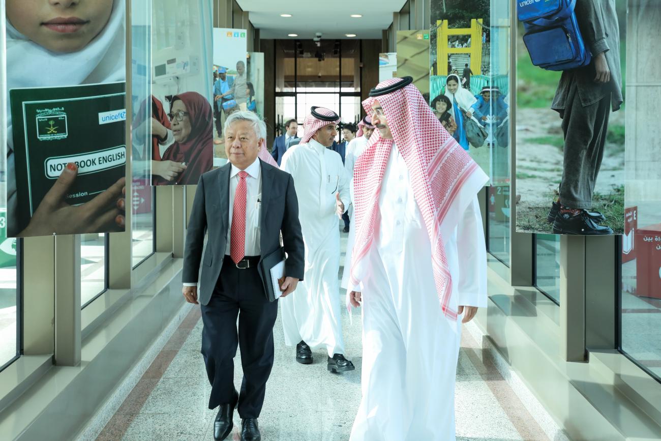 SFD CEO meets with Chairman of Asian Infrastructure Investment Bank to ...