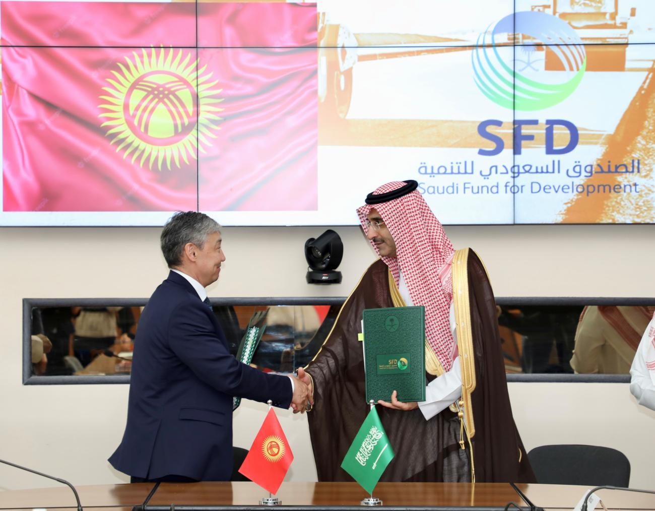 The Saudi Fund for Development signs two agreements to finance two ...