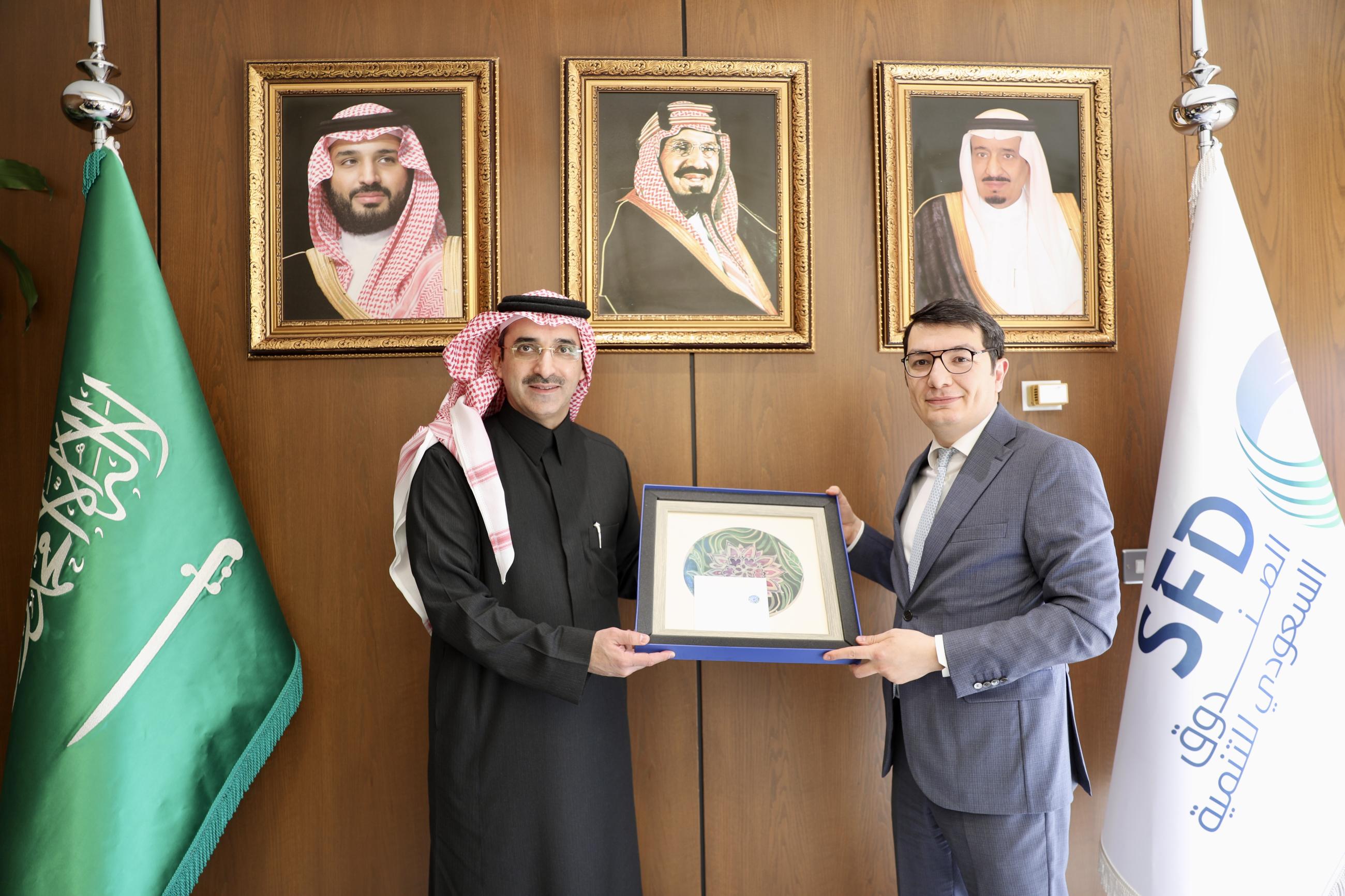 CEO of Saudi Fund for Development Receives First Deputy Minister of ...